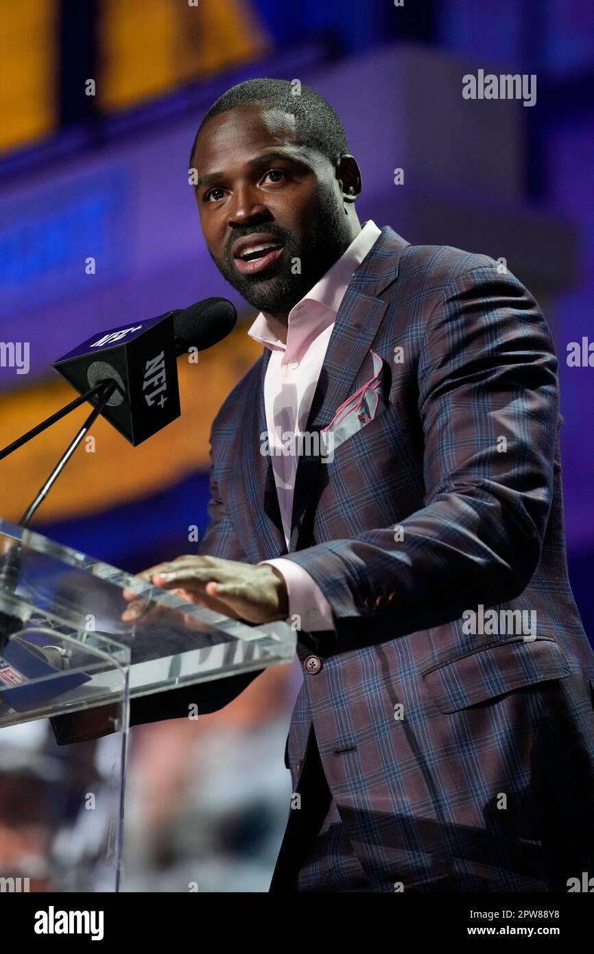Torrey Smith announces the No. 86 pick for the Baltimore Ravens at the ...