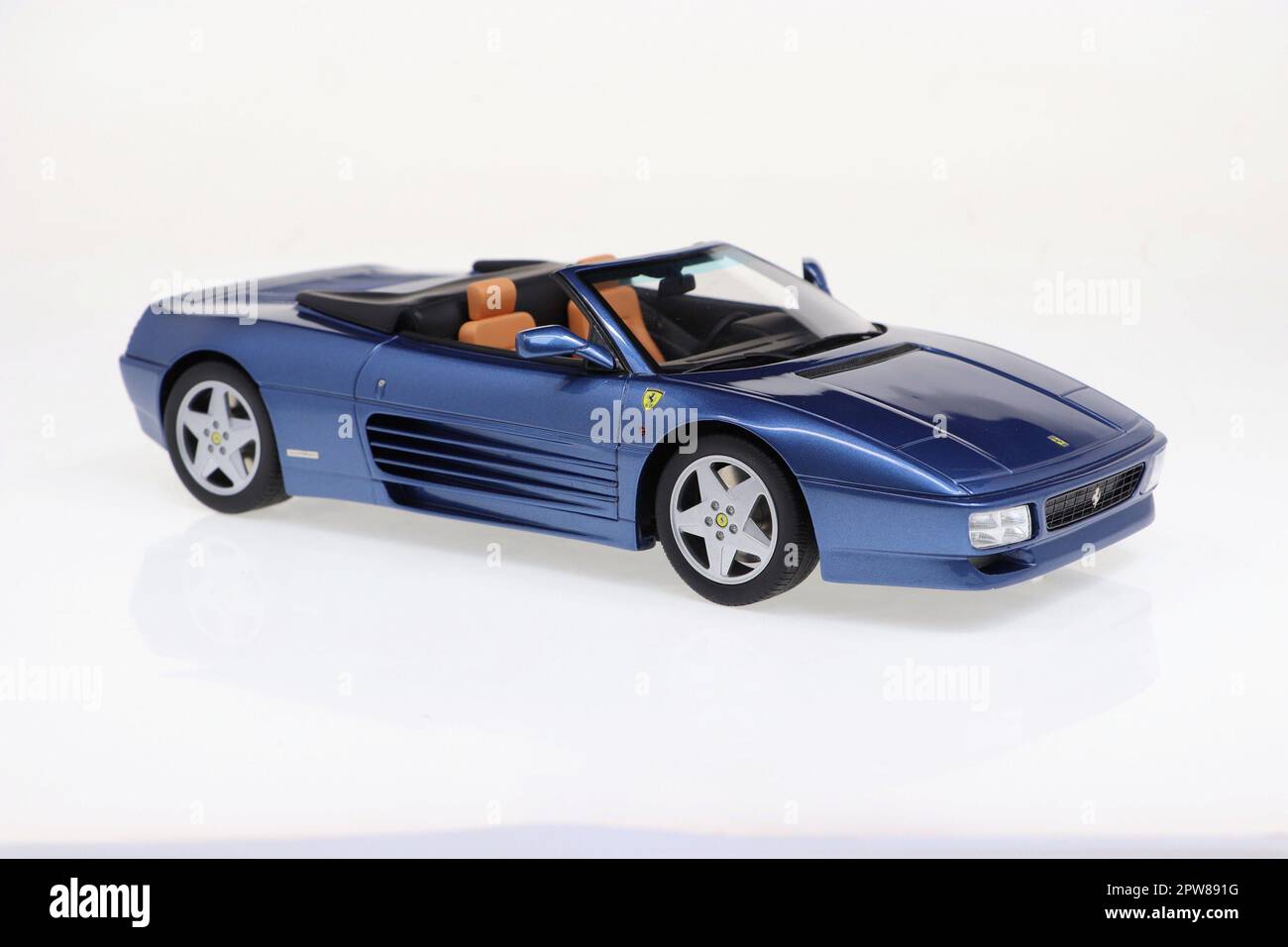 Ferrari 348 Spider Stock Photo - Alamy