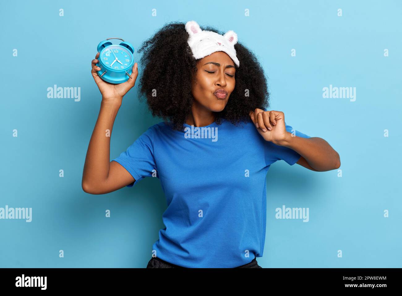 Dancing clock hi-res stock photography and images - Alamy