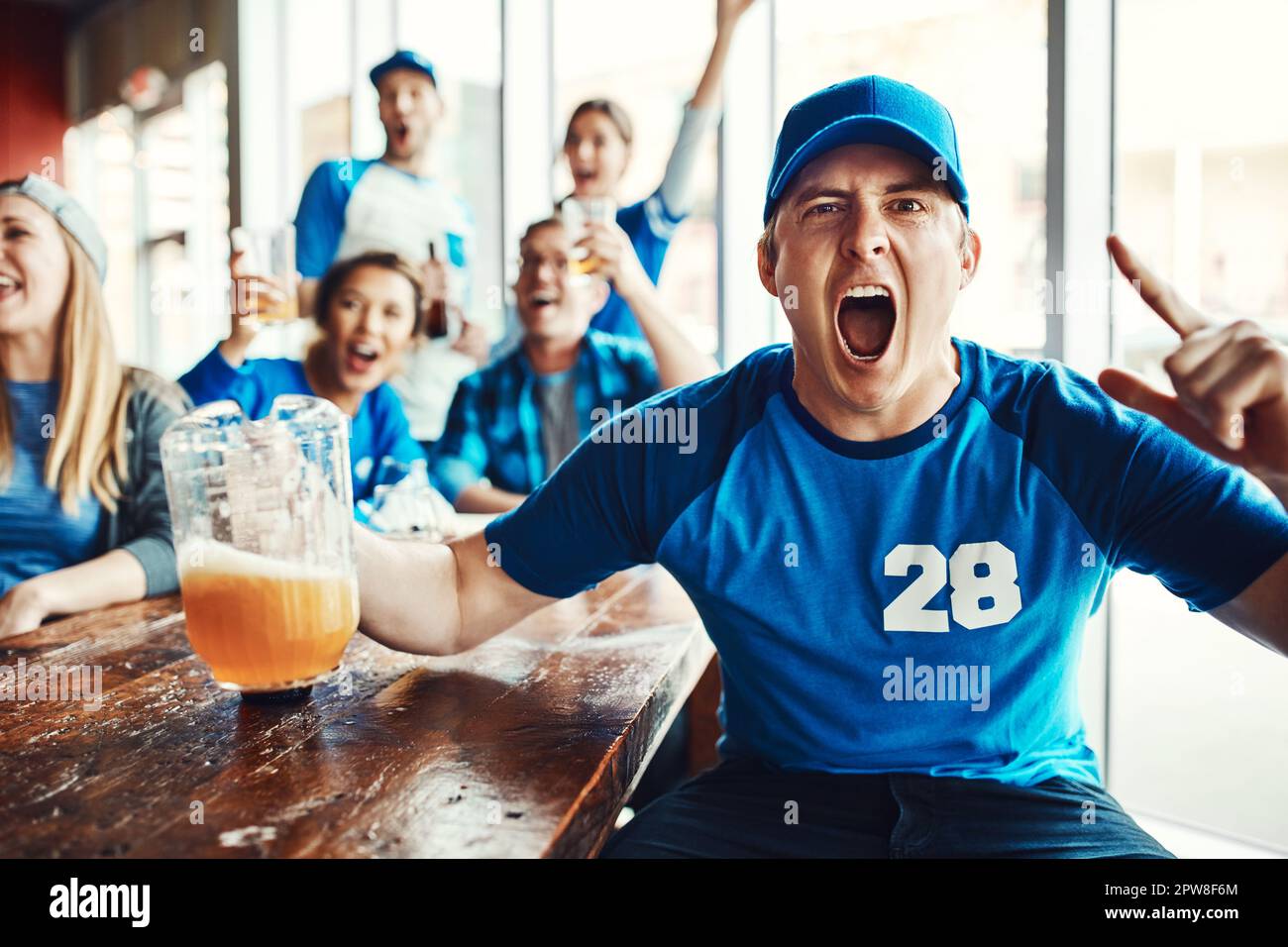 Roaring with pride hi-res stock photography and images - Alamy