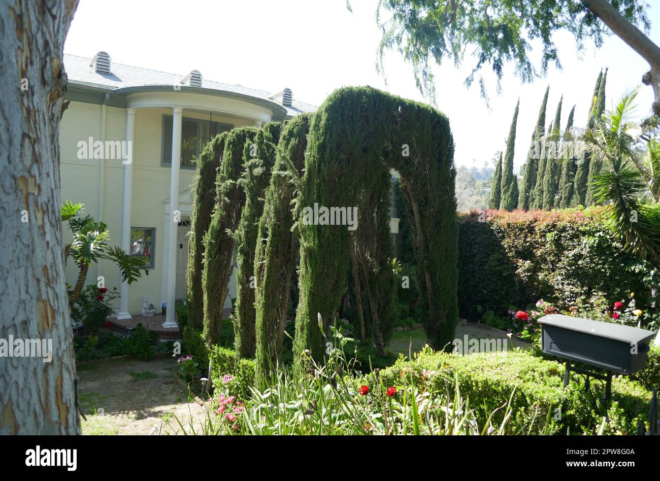 Los Angeles, California, USA 28th April 2023 Topiary Entrance on ...