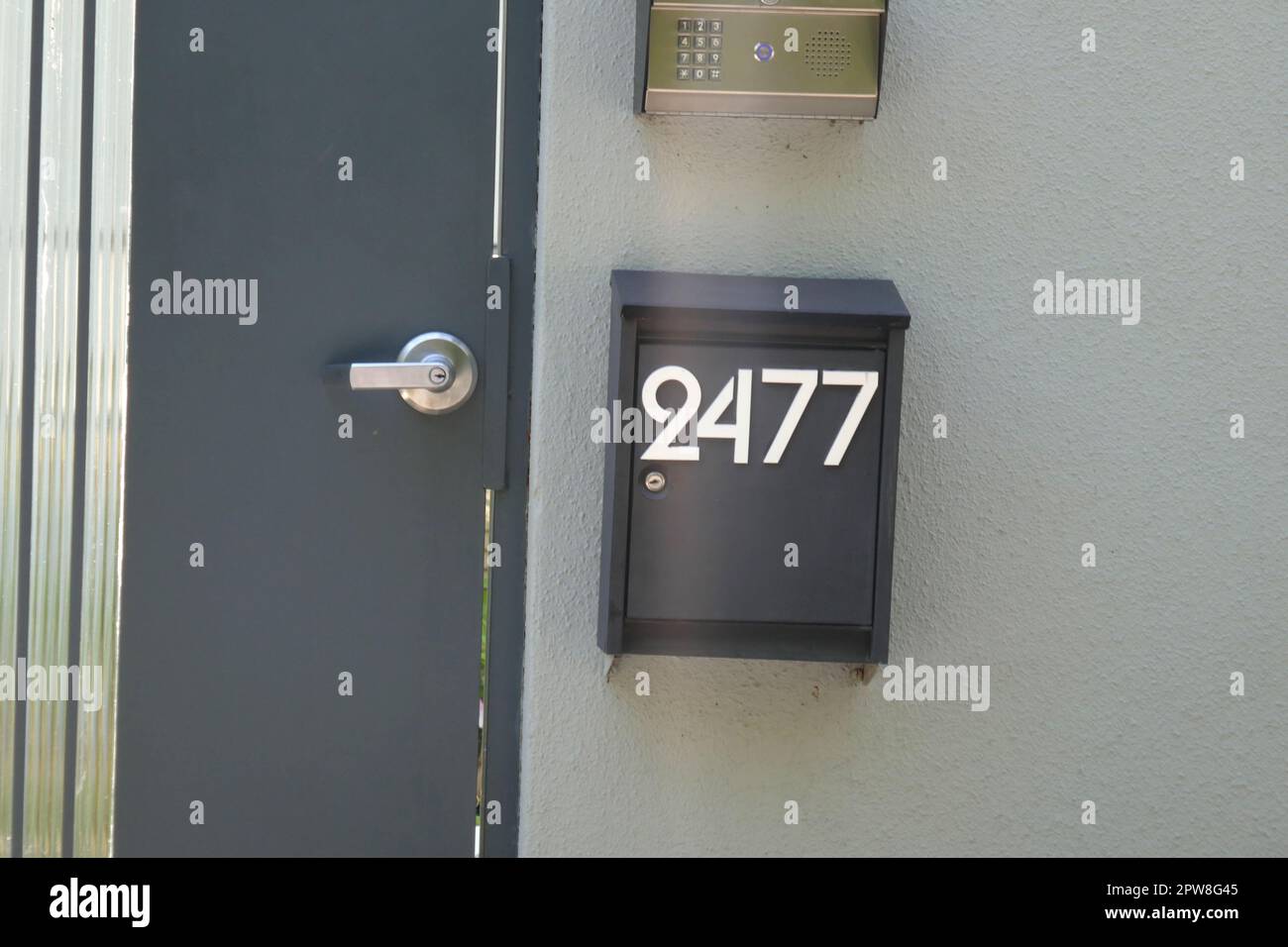 2477 canyon oak drive hi-res stock photography and images - Alamy