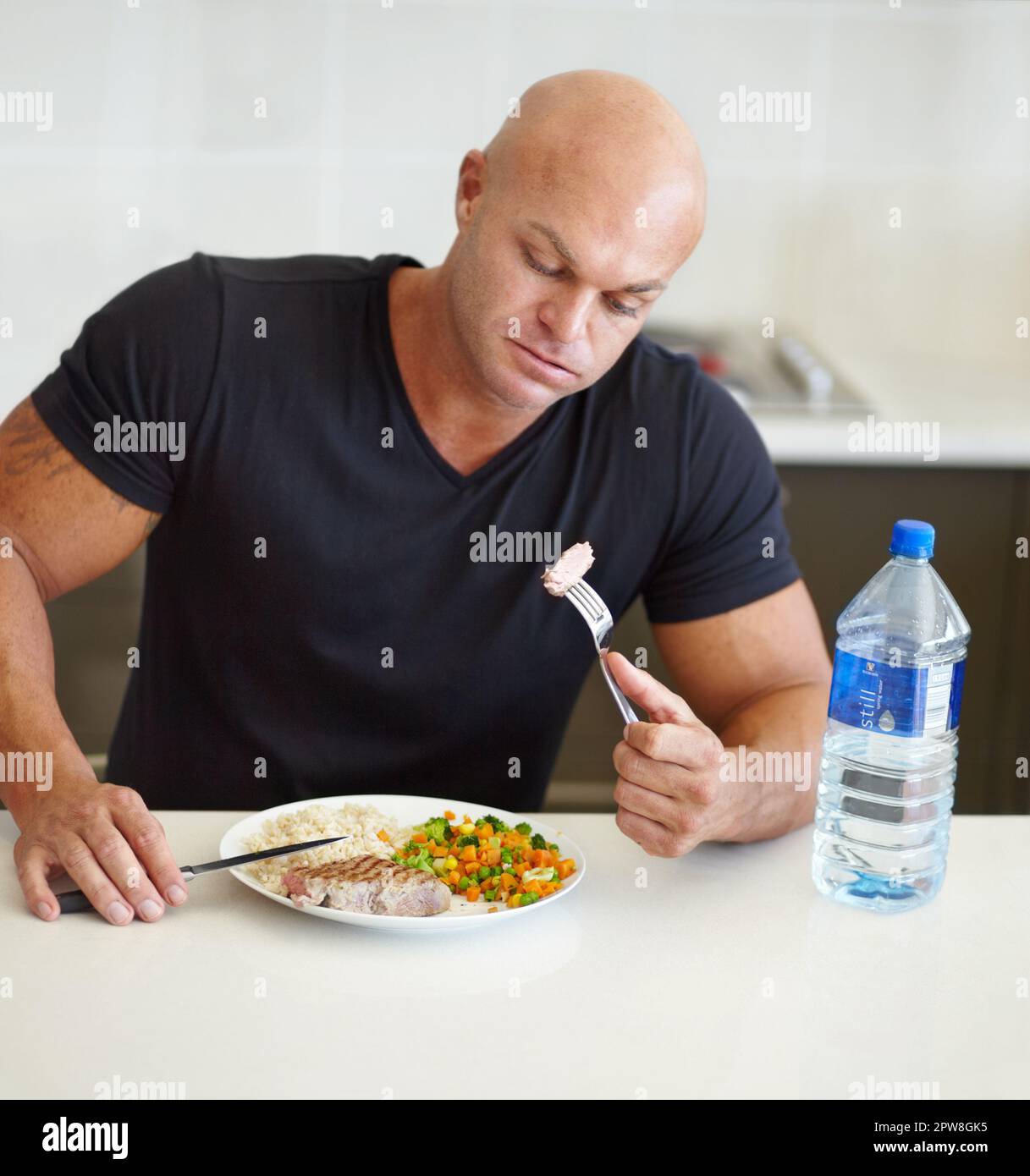 Muscular guy eating hi-res stock photography and images - Alamy