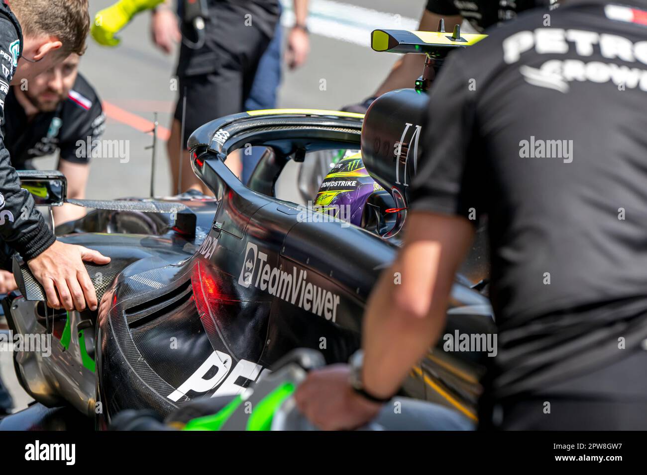 Lewis hamilton baku circuit hi-res stock photography and images - Alamy