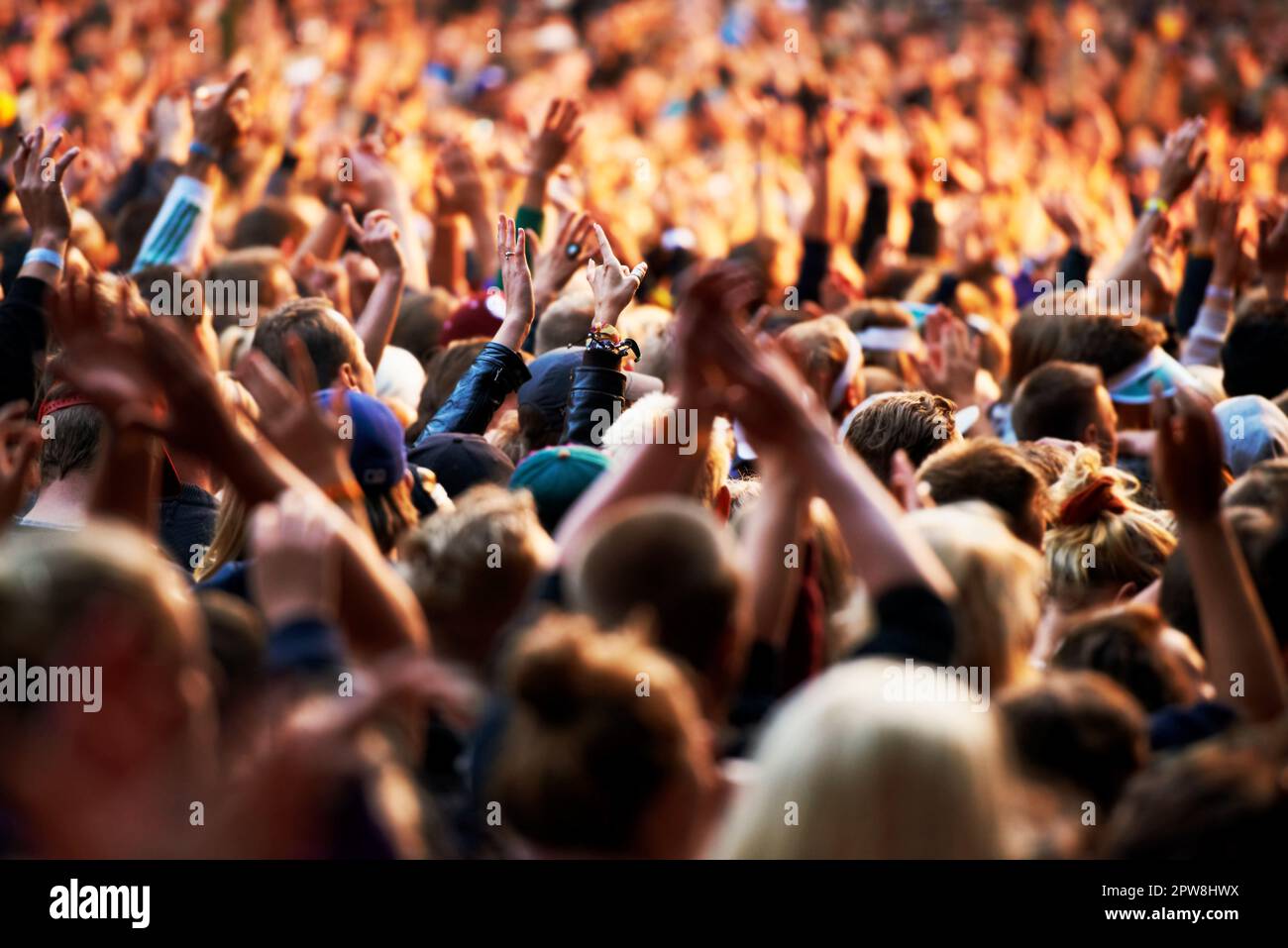 Clapping at rave party hi-res stock photography and images - Alamy