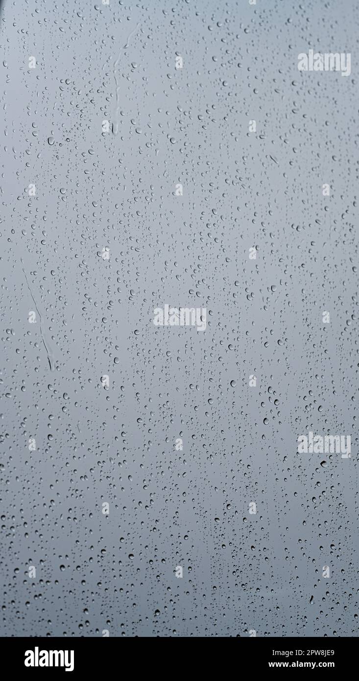 Drops rain pattern droplet hi-res stock photography and images - Alamy