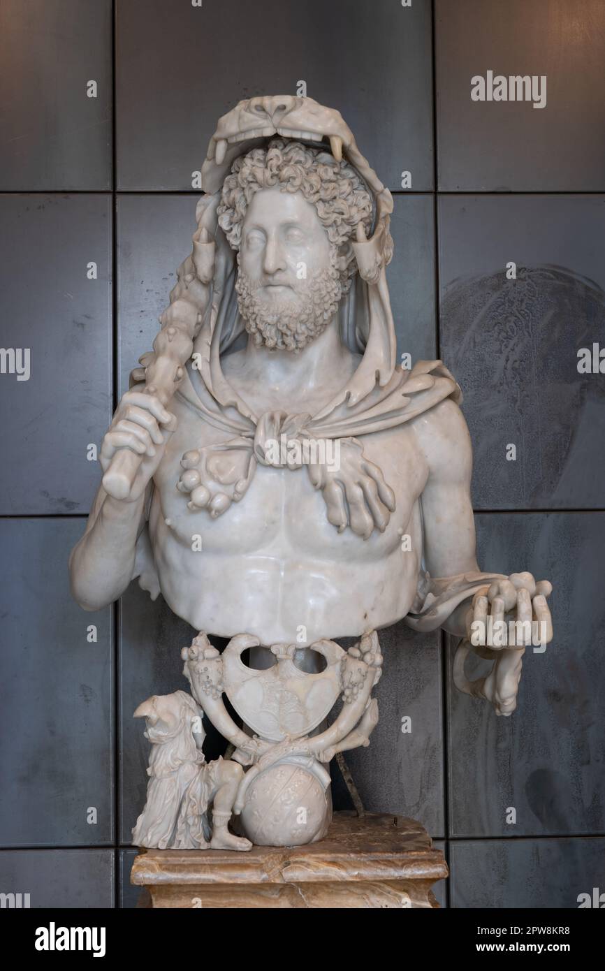 Bust of Emperor Commodus as Hercules from 180-193 AD in Capitoline ...