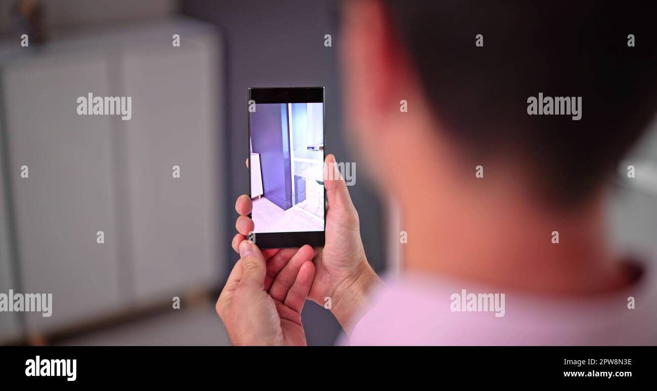 Virtual Real Estate House Video Conference Tour Stock Photo - Alamy
