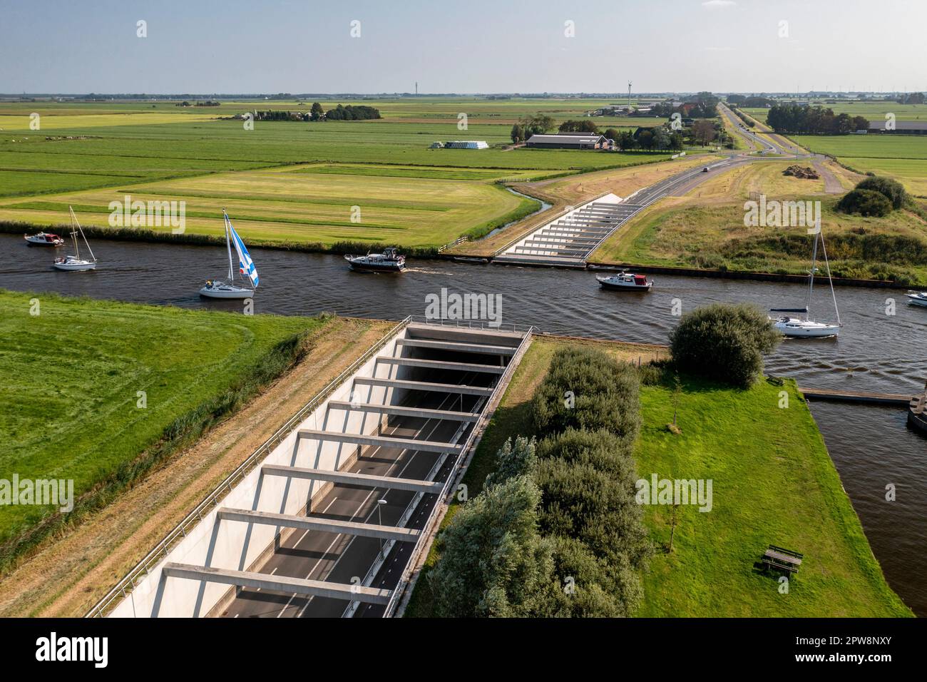 Aerial aquaduct view hi-res stock photography and images - Alamy