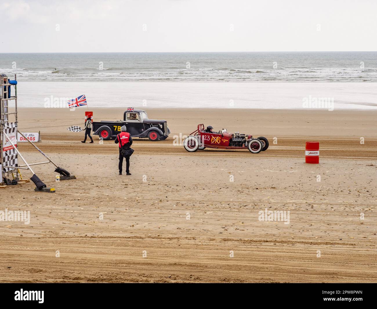 Race the Waves car racing event at Bridlington Stock Photo - Alamy