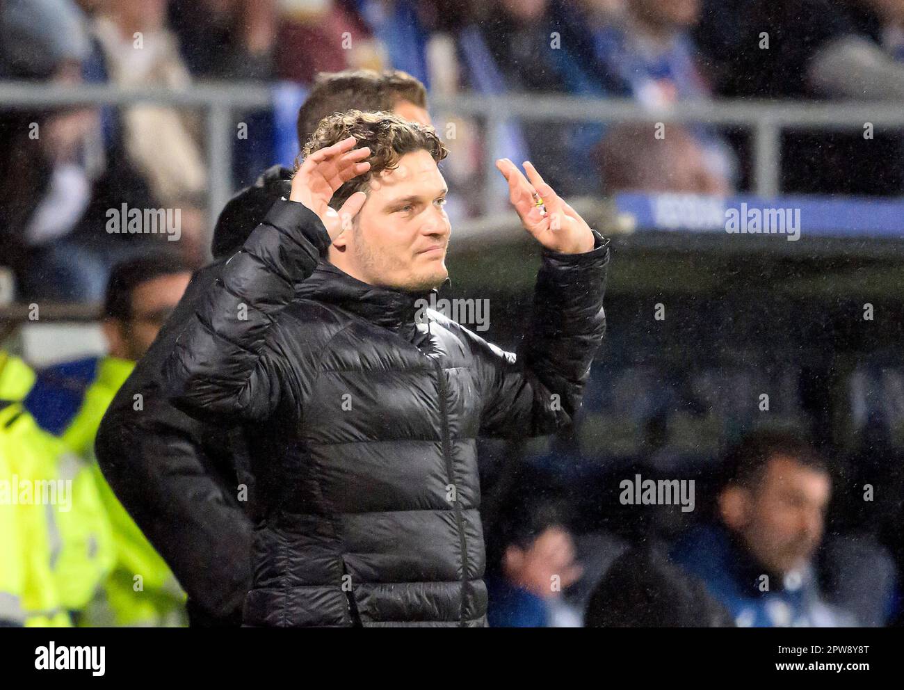 Coach Edin TERZIC (DO) waves away, gesture, gesture, soccer 1st ...