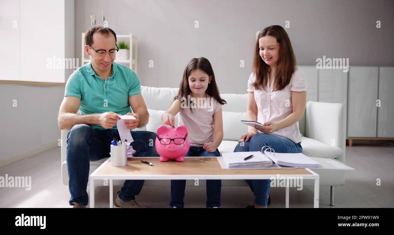 Parents money teen hi-res stock photography and images - Alamy