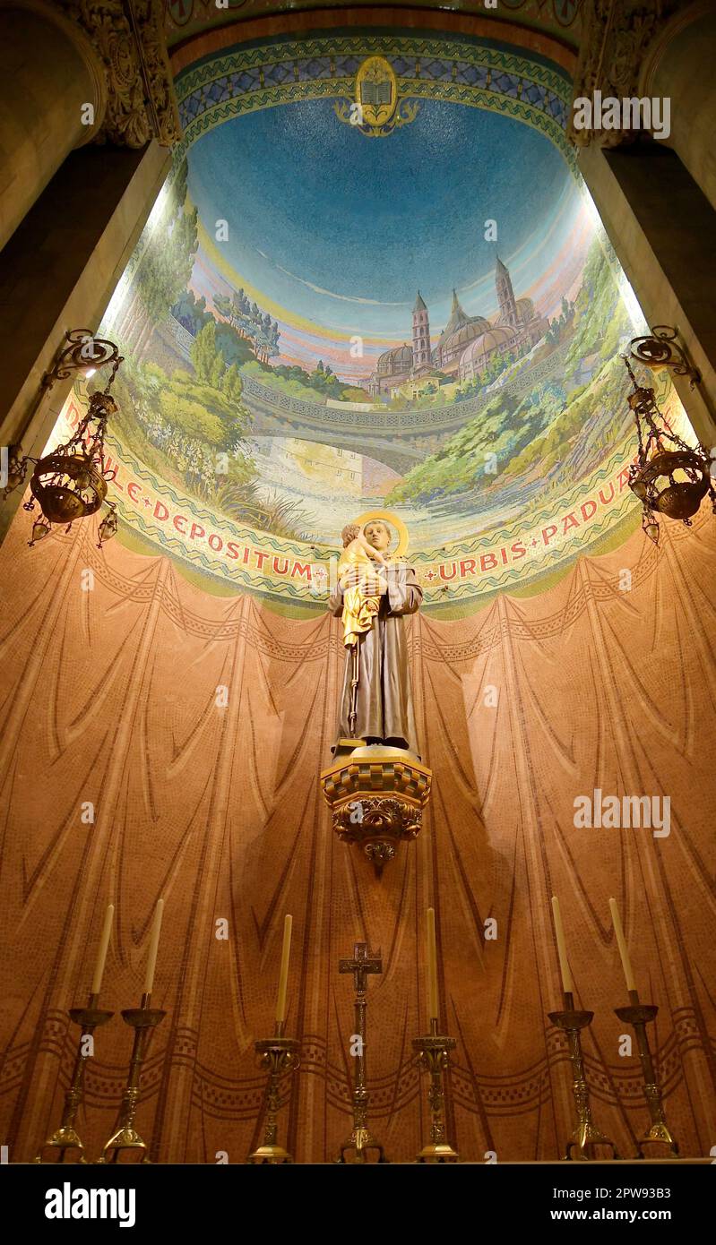 Barcelona, Spain. Church Sagrat Cor Stock Photo - Alamy