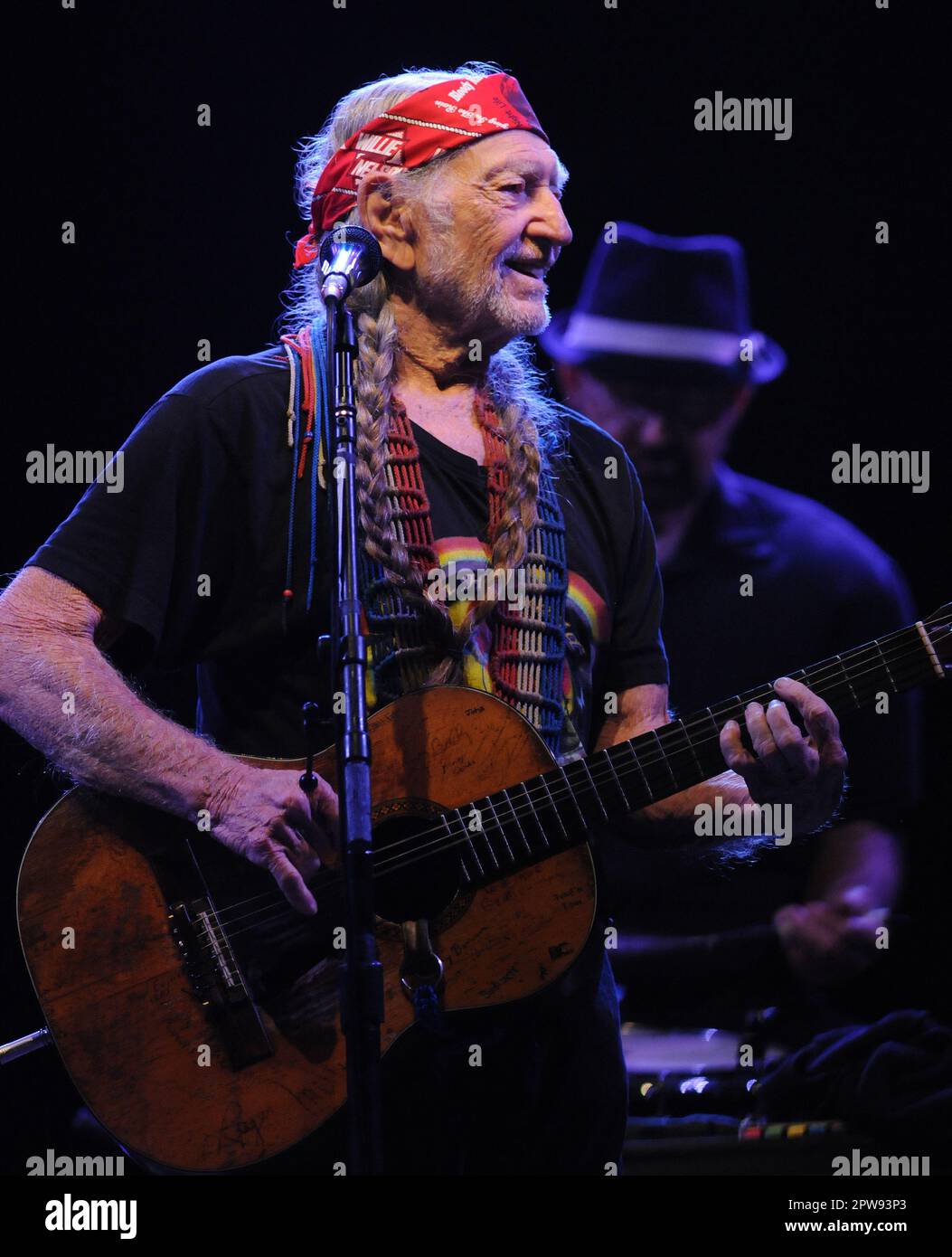 Willie Nelson performs in concert at the Twin Oaks Amphitheater at ...