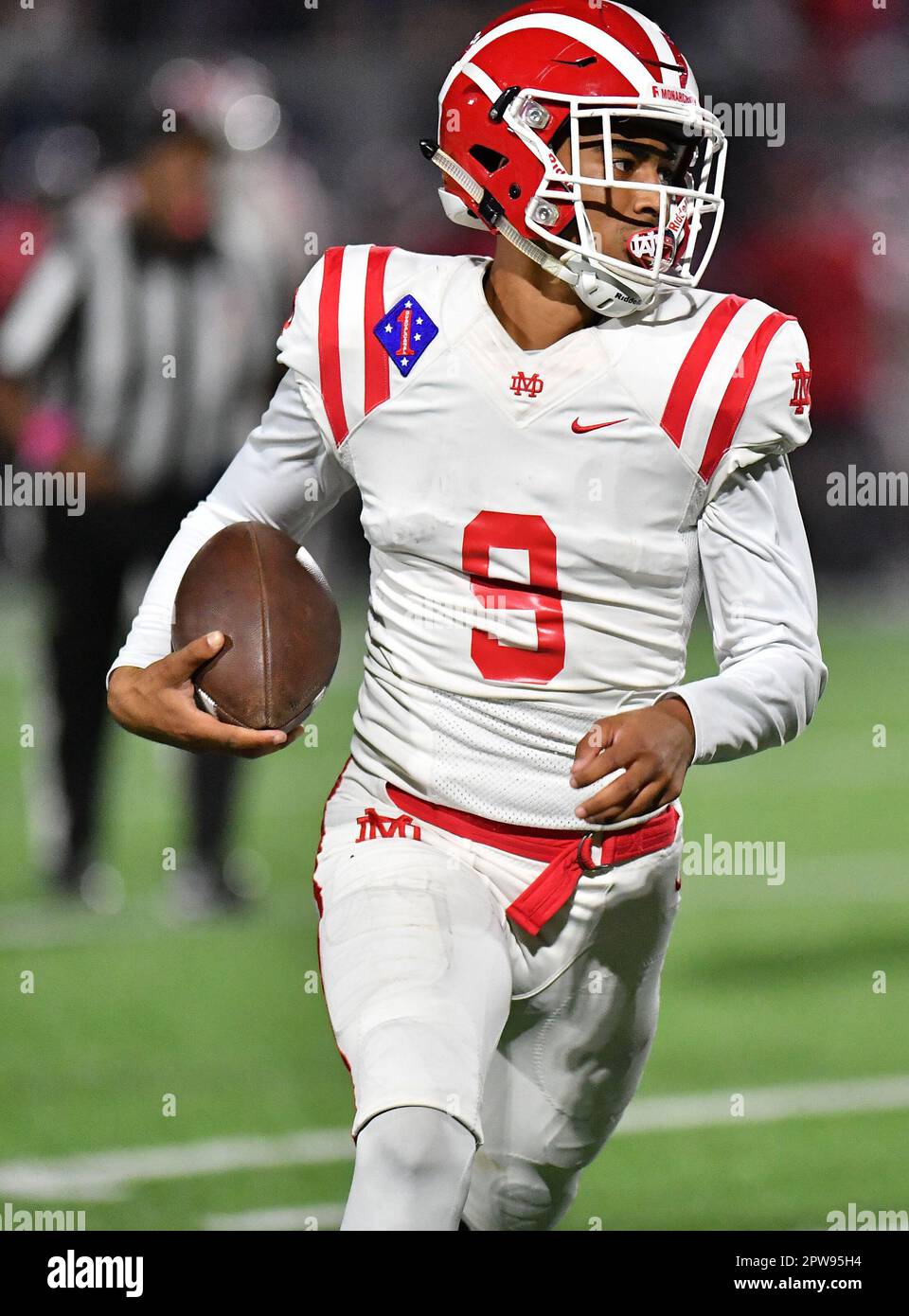 October 25, 2019 Bellflower, CA.Top Prep Quarterback prospect Bryce ...