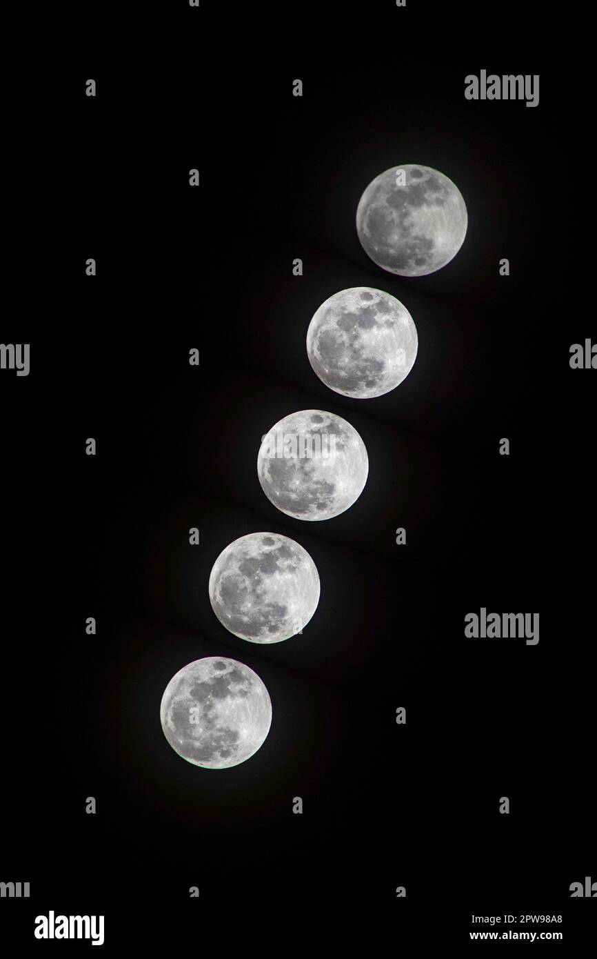 Moon clossup hi-res stock photography and images - Alamy