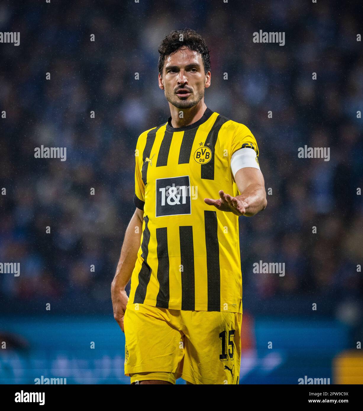 Bochum, Germany. 28th Apr, 2023. Mats Hummels (BVB) VfL Bochum ...
