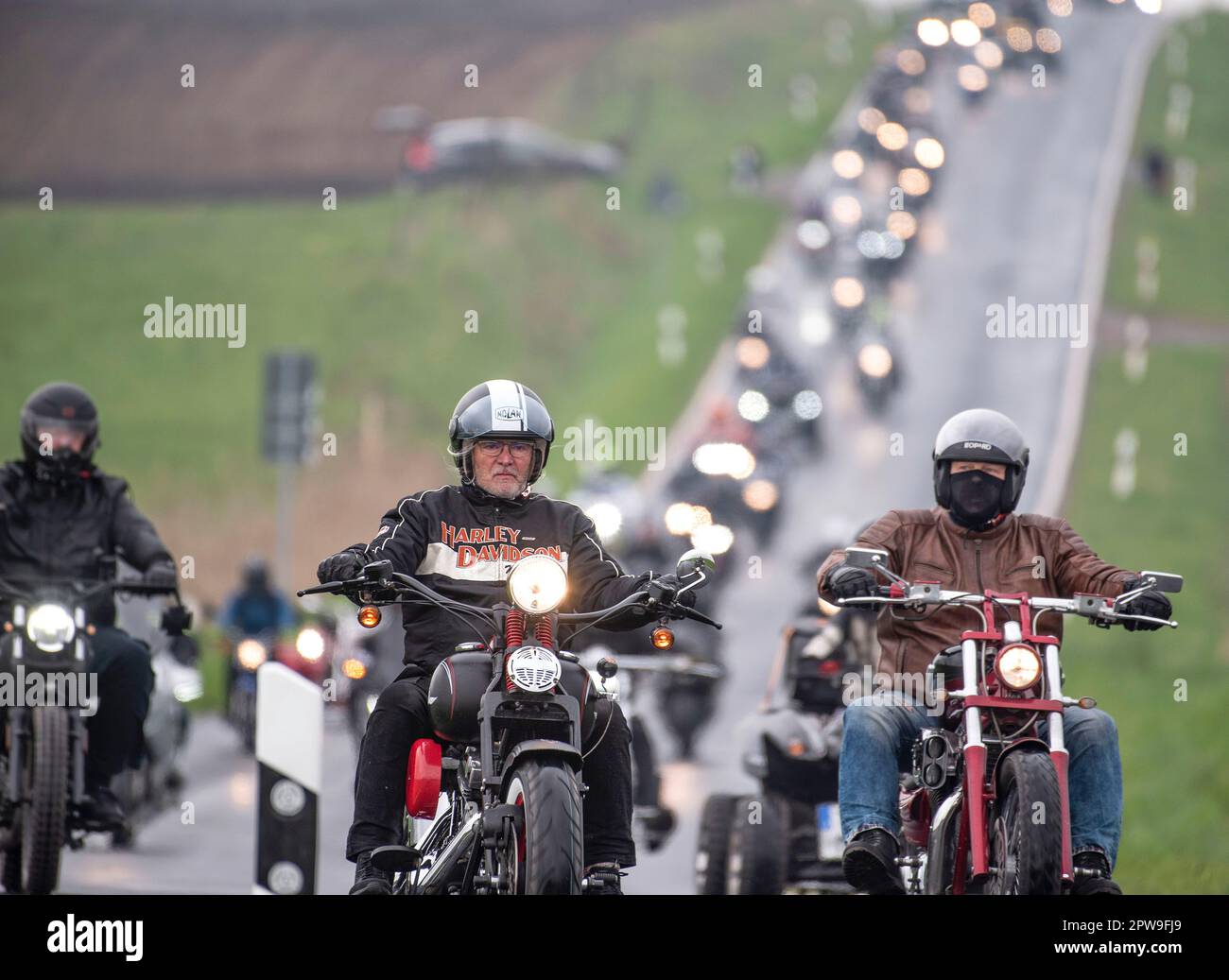 Malchin, Germany. 29th Apr, 2023. Two-wheeler riders leave the small ...