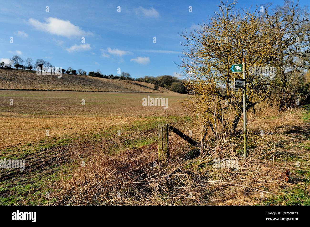 Public bridleway and public right of way signs hi-res stock photography ...