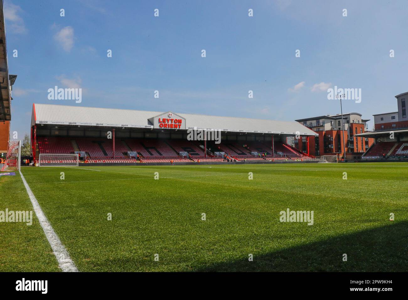 Brisbane road stadium view hi-res stock photography and images - Alamy