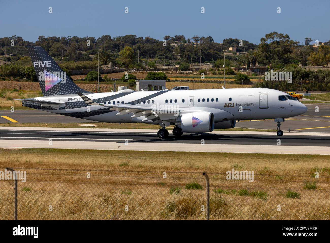 Comlux Aviation Malta Airbus A220-100 (ACJ) (Reg: 9H-FIVE) landing for ...