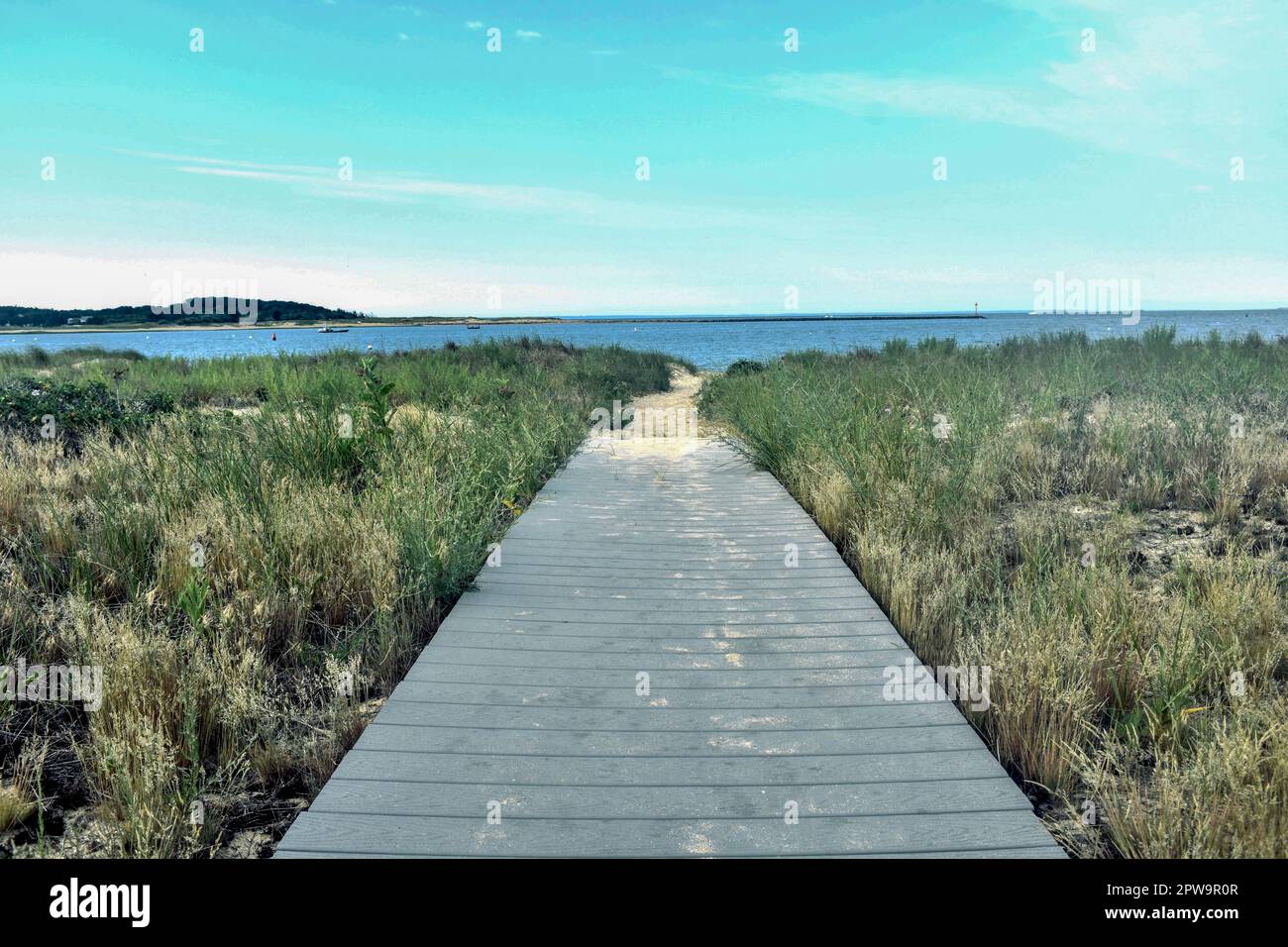 Chatham Lighthouse in Chatham Massachusetts Stock Photo - Alamy