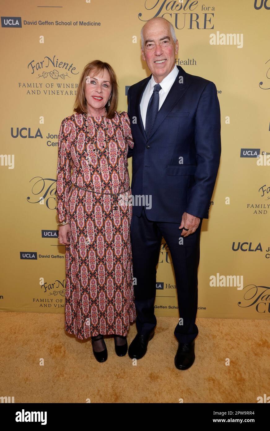 Beverly Hills, Ca. 28th Apr, 2023. Gary Newman, Jeanne Newman at the ...