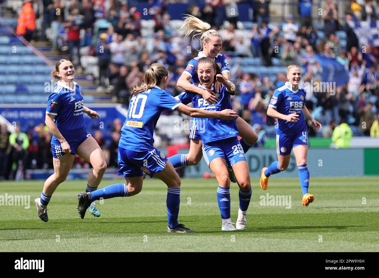 Liverpool player happy hi-res stock photography and images - Alamy