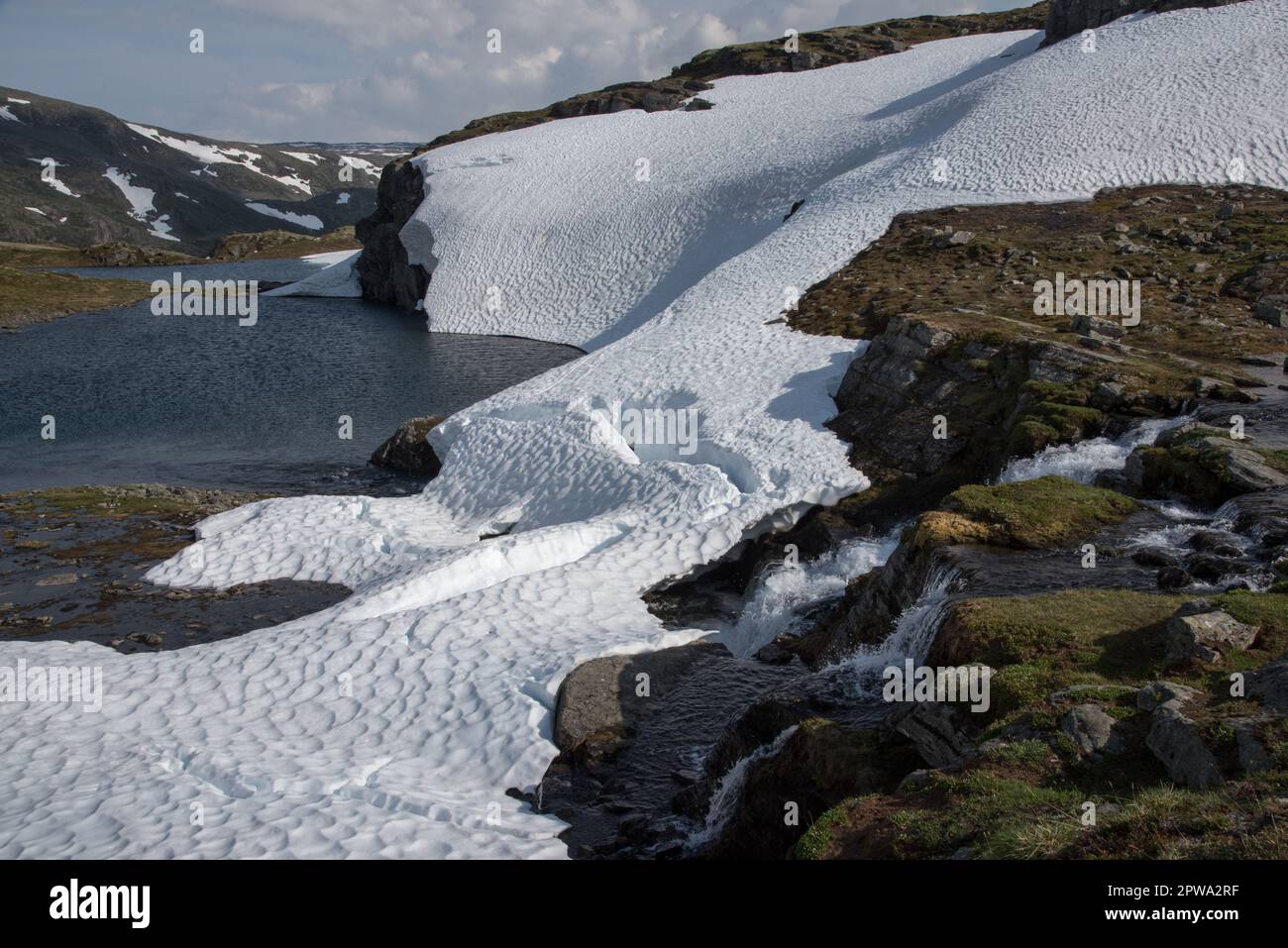 Aurlandsfjellet is crossed by a mountain road in 1306 meter above sea ...