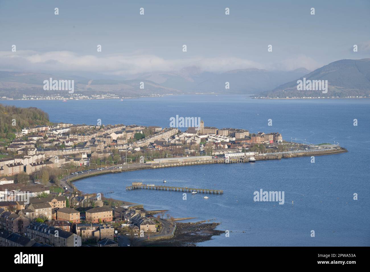 Kilcreggan to gourock ferry hi-res stock photography and images - Alamy