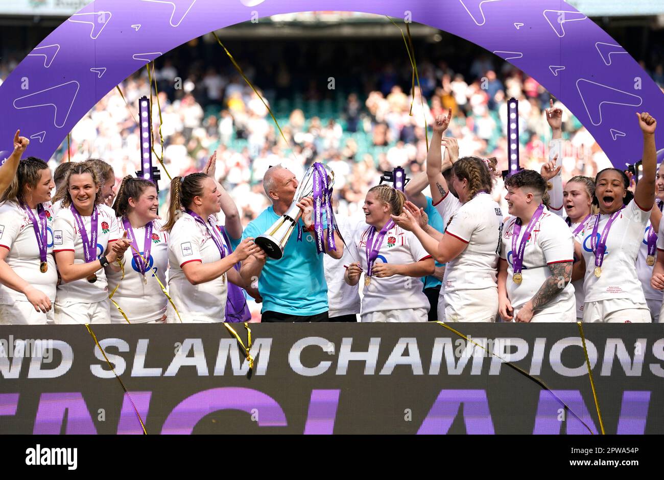 Simon middleton trophy hi-res stock photography and images - Alamy