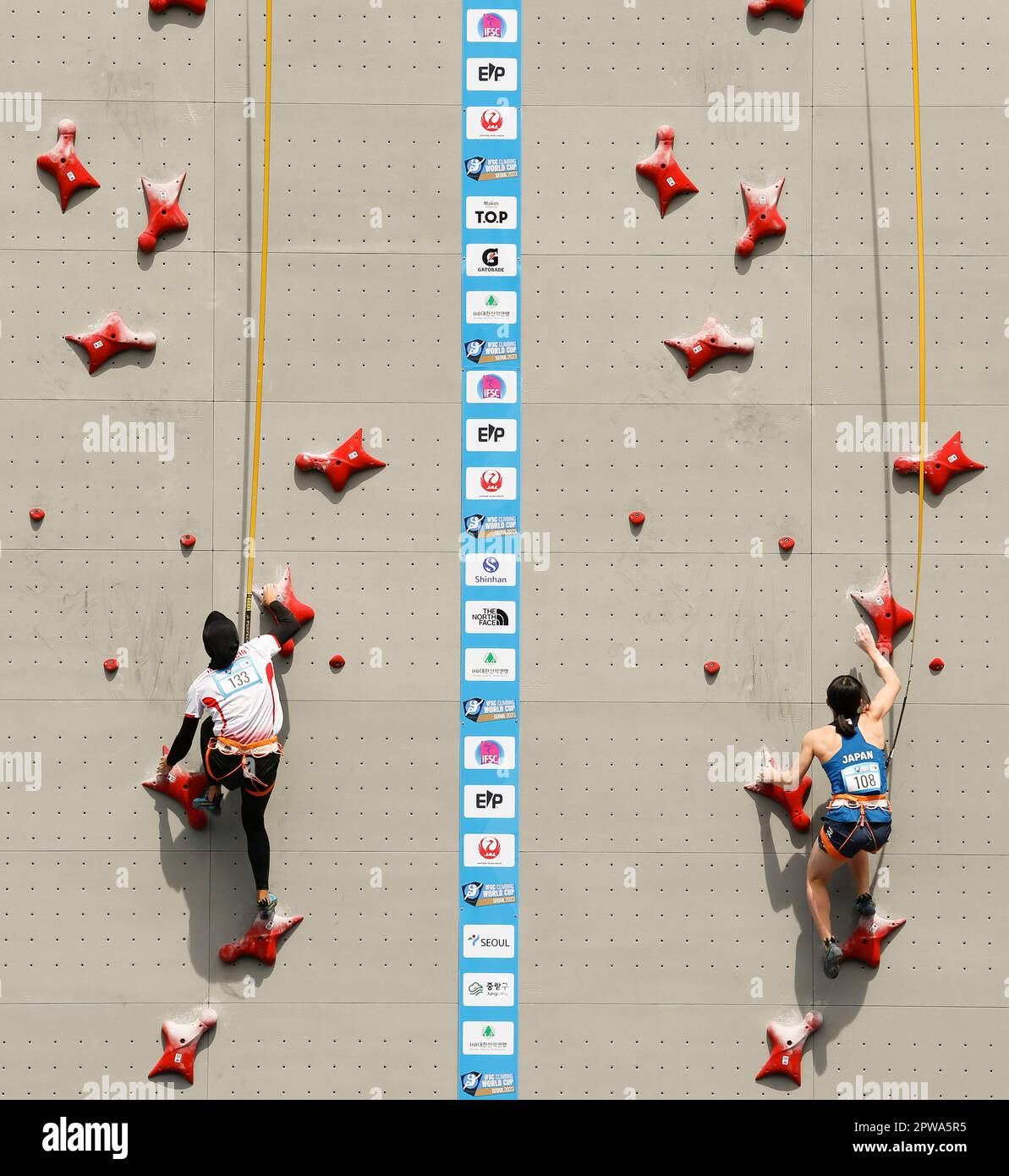 Seoul, South Korea. 28th Apr, 2023. Ai Takeuchi (R, JPN), Apr 28, 2023 ...