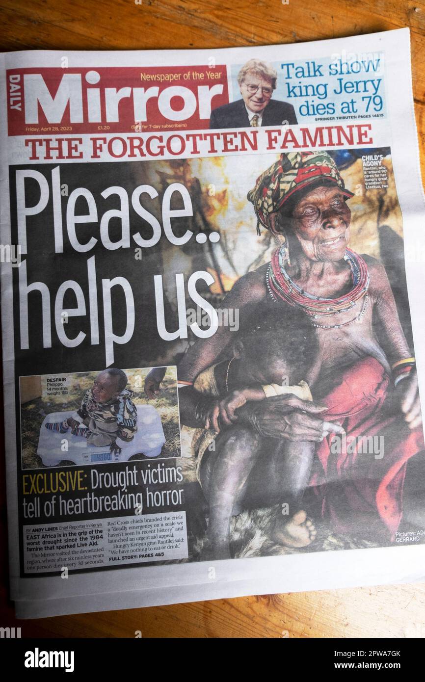 Daily mirror hi-res stock photography and images - Alamy