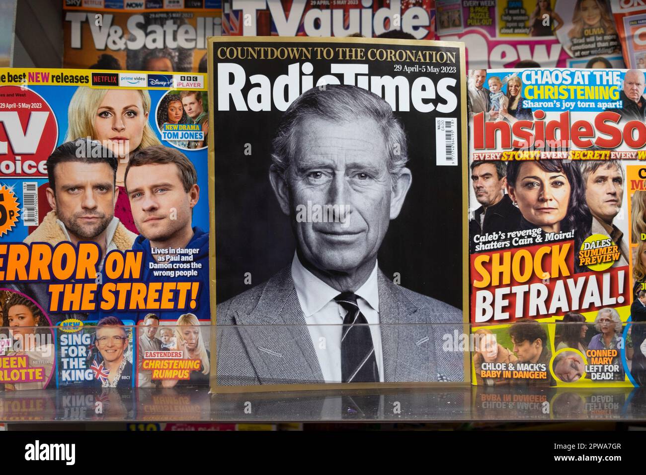 2023 cover hi-res stock photography and images - Alamy