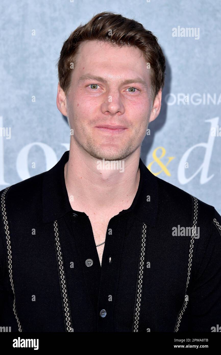 Adam Cropper bei der Premiere des HBO Max Streamingserie 'Love & Death ...