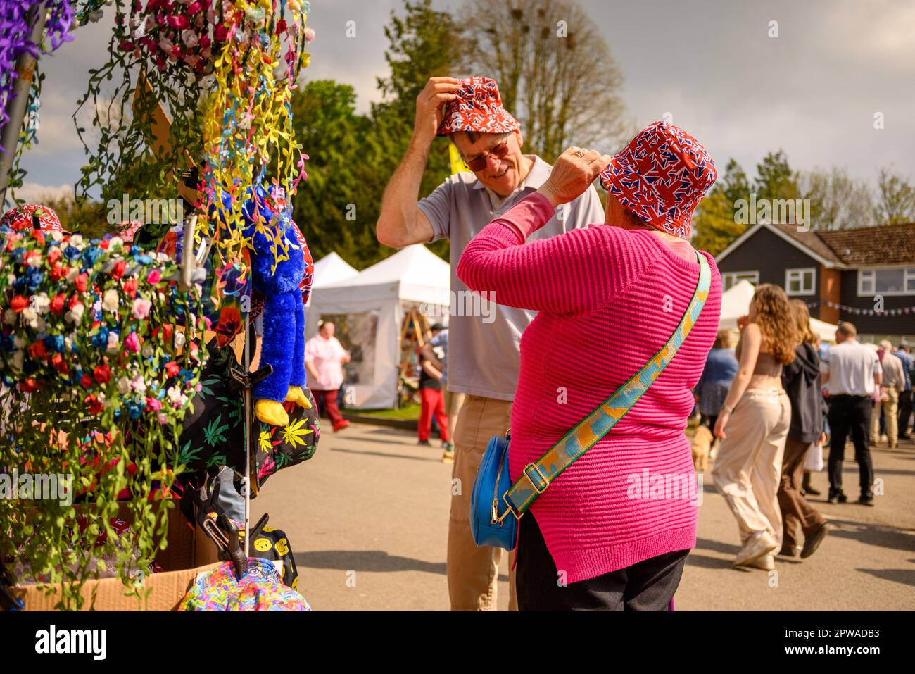 Salisbury, Wiltshire, England, UK, 29th April 2023. Temperatures soar ...