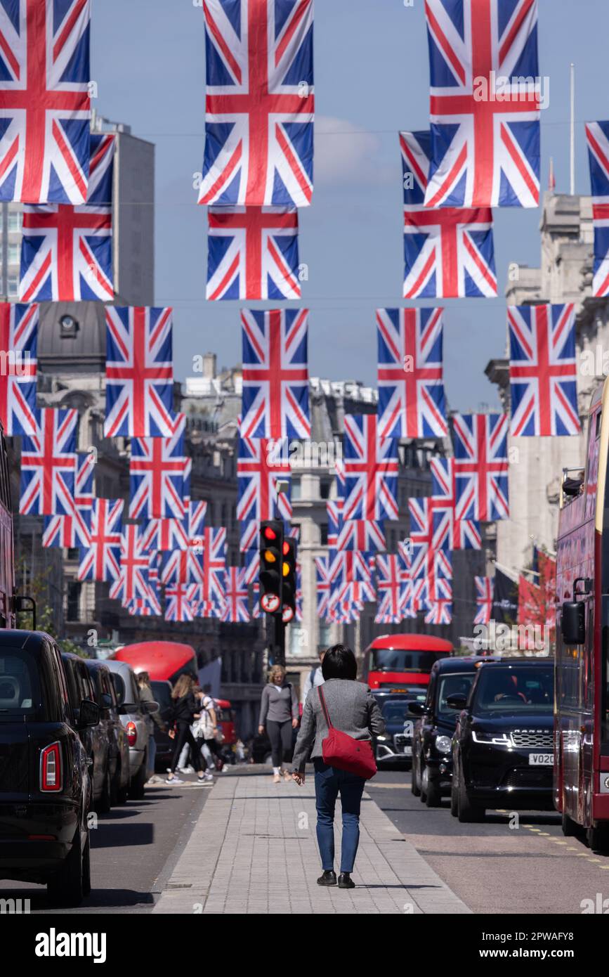 Shirtmaker boutique on Jermyn Street, displays a photograph of King ...