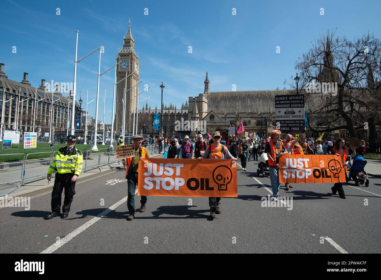Jso slow walking hi-res stock photography and images - Alamy