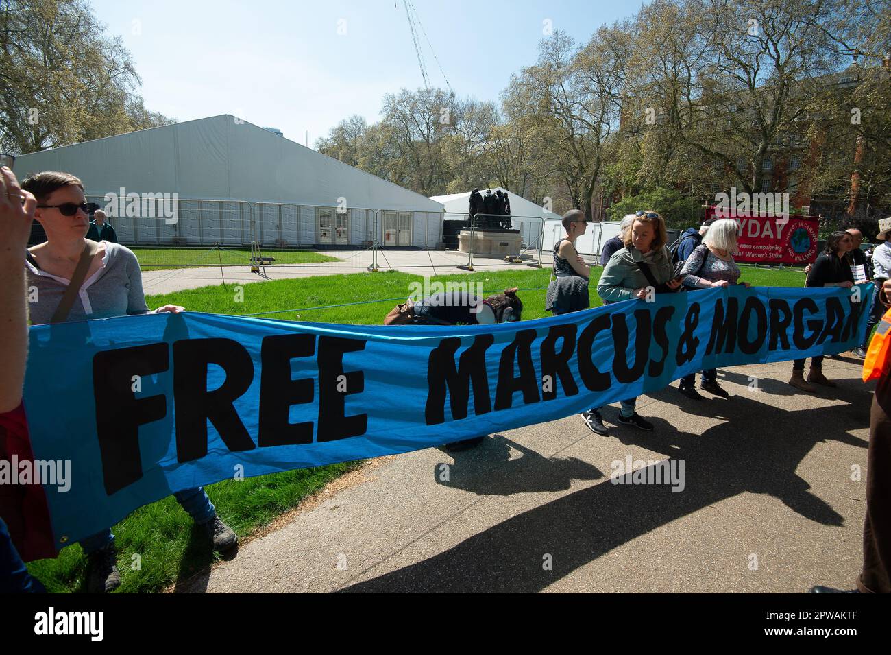 Basildon house in england hi-res stock photography and images - Alamy