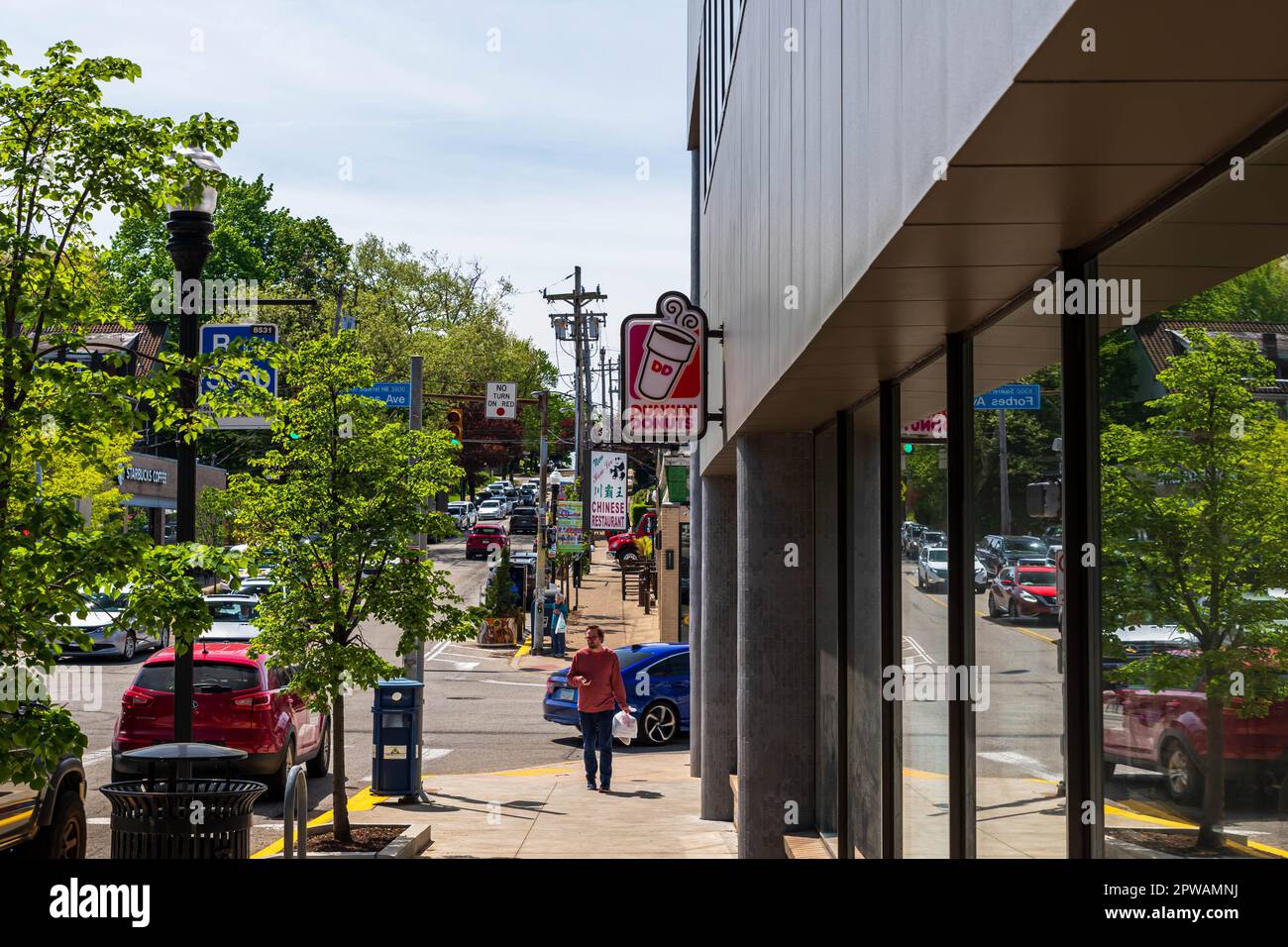 A street scene in the Squirrel Hill neighborhood of Pittsburgh ...