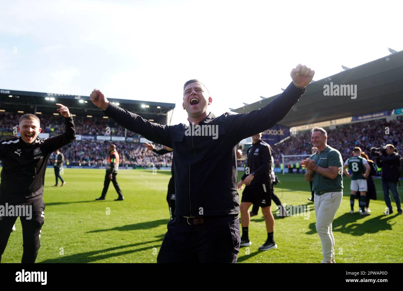 Steven schumacher plymouth manager hi-res stock photography and images ...