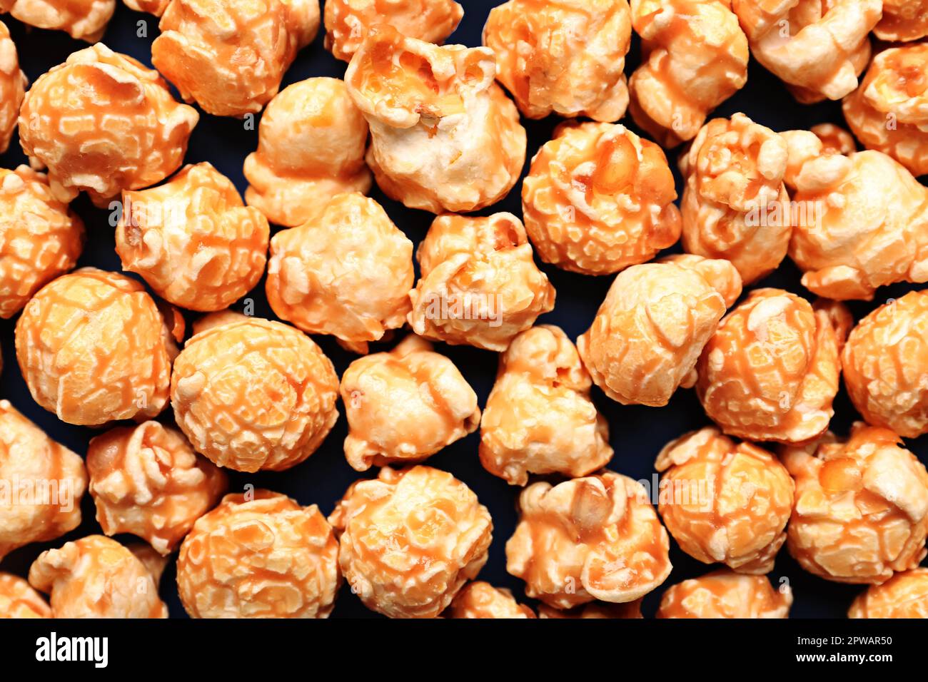 Crispy popcorn as background, closeup Stock Photo - Alamy