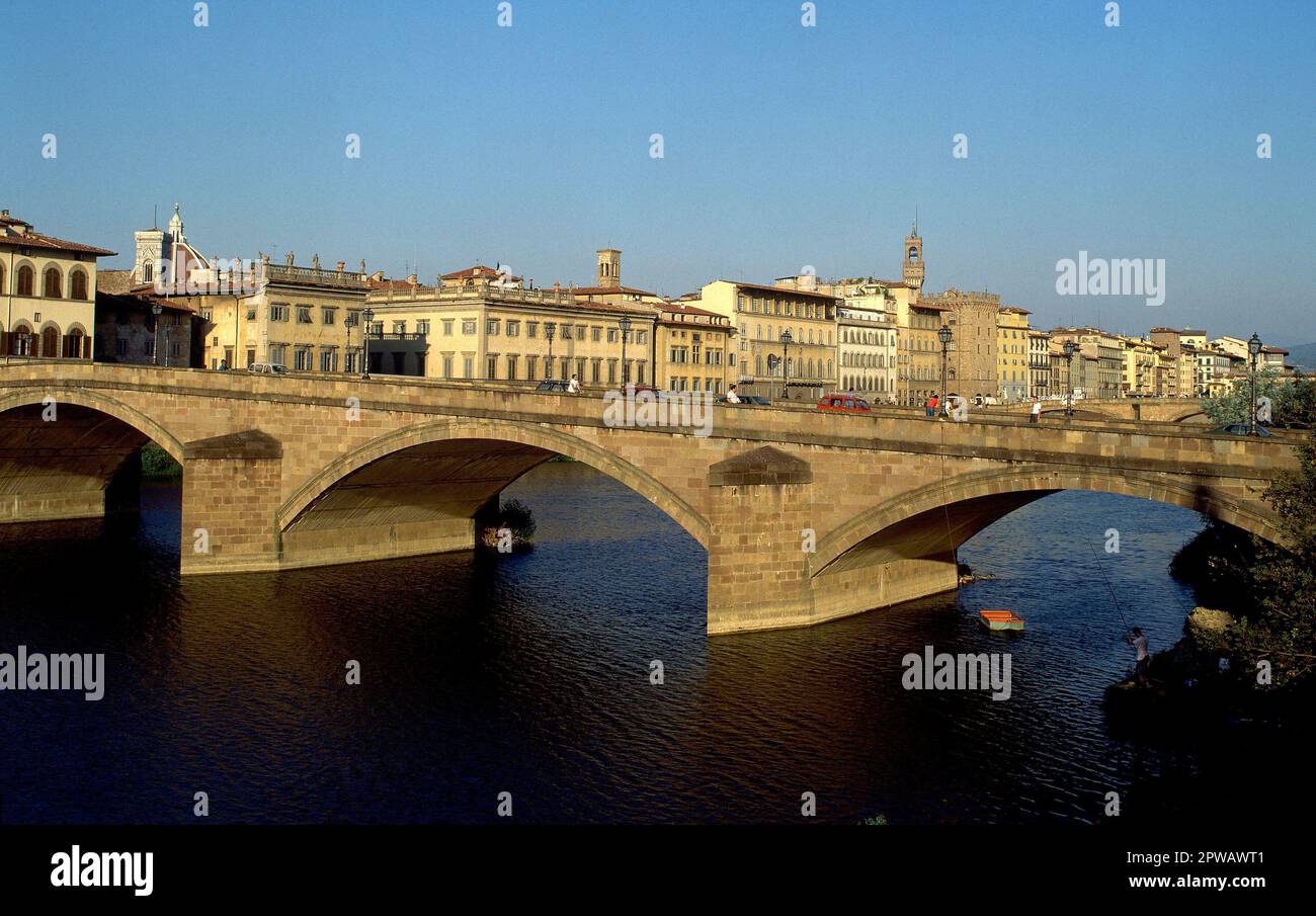PUENTE SOBRE EL RIO ARNO. Location: EXTERIOR. Florenz. ITALIA Stock ...