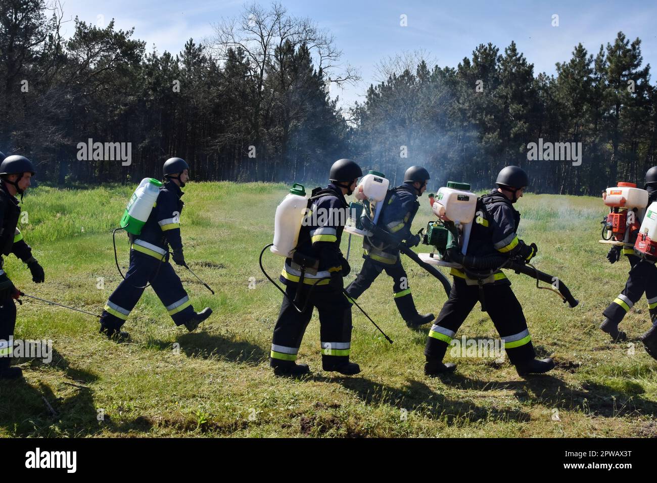 Members of the Ukrainian State Emergency Service seen during the fire ...