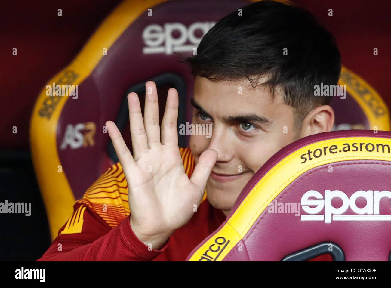 Ac milan bench hi-res stock photography and images - Alamy