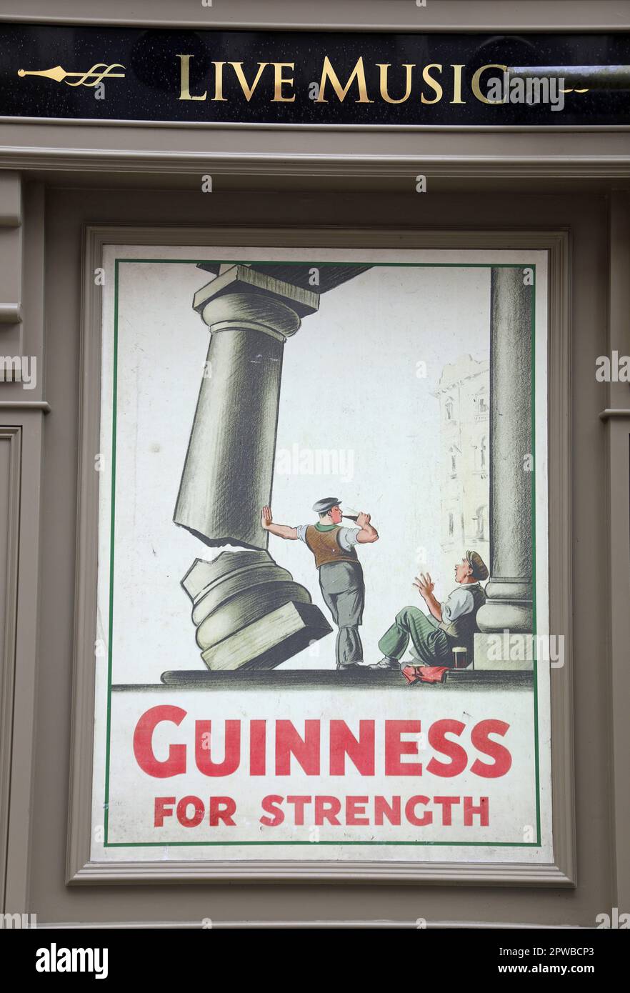 Guinness mural hi-res stock photography and images - Alamy