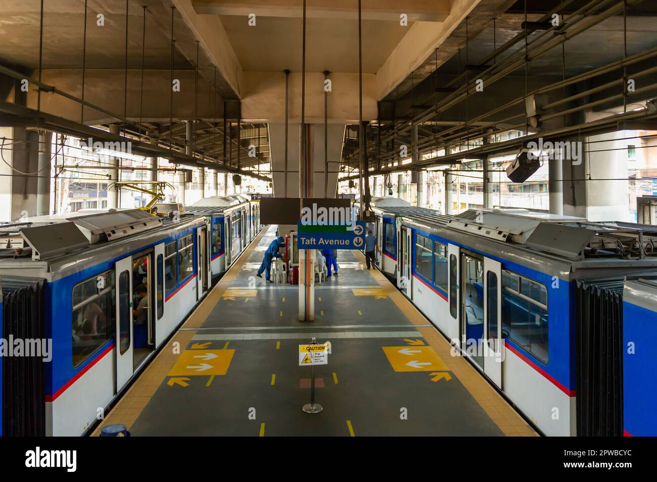 The Manila MRT Line 3 at Taft Avenue Station Stock Photo - Alamy