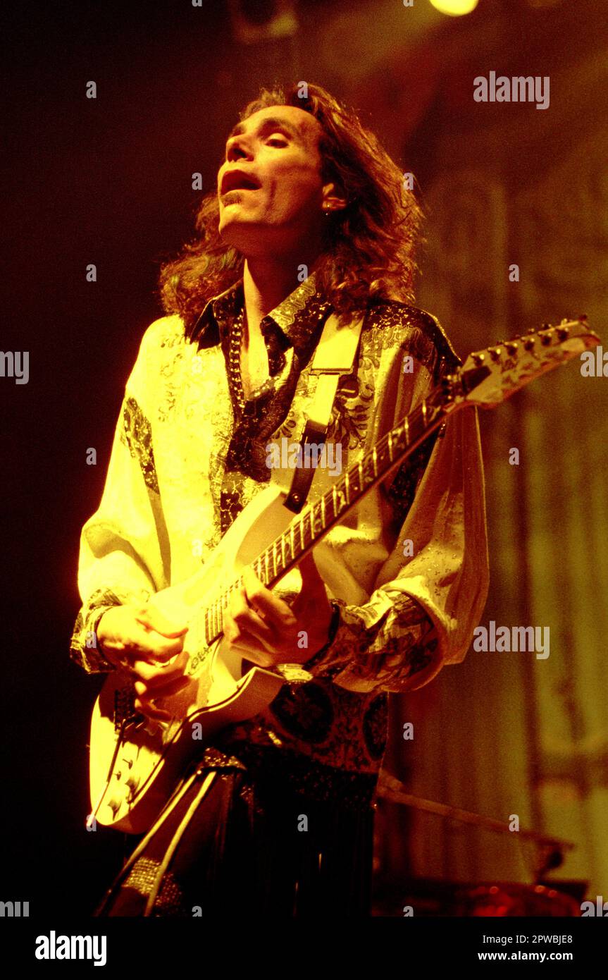 Steve vai photograph hi-res stock photography and images - Alamy