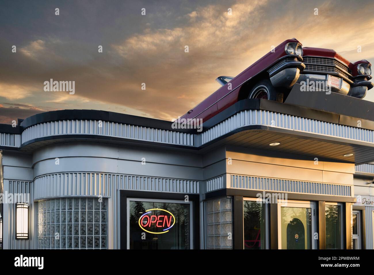 Vintage restaurant 1960s hi-res stock photography and images - Alamy