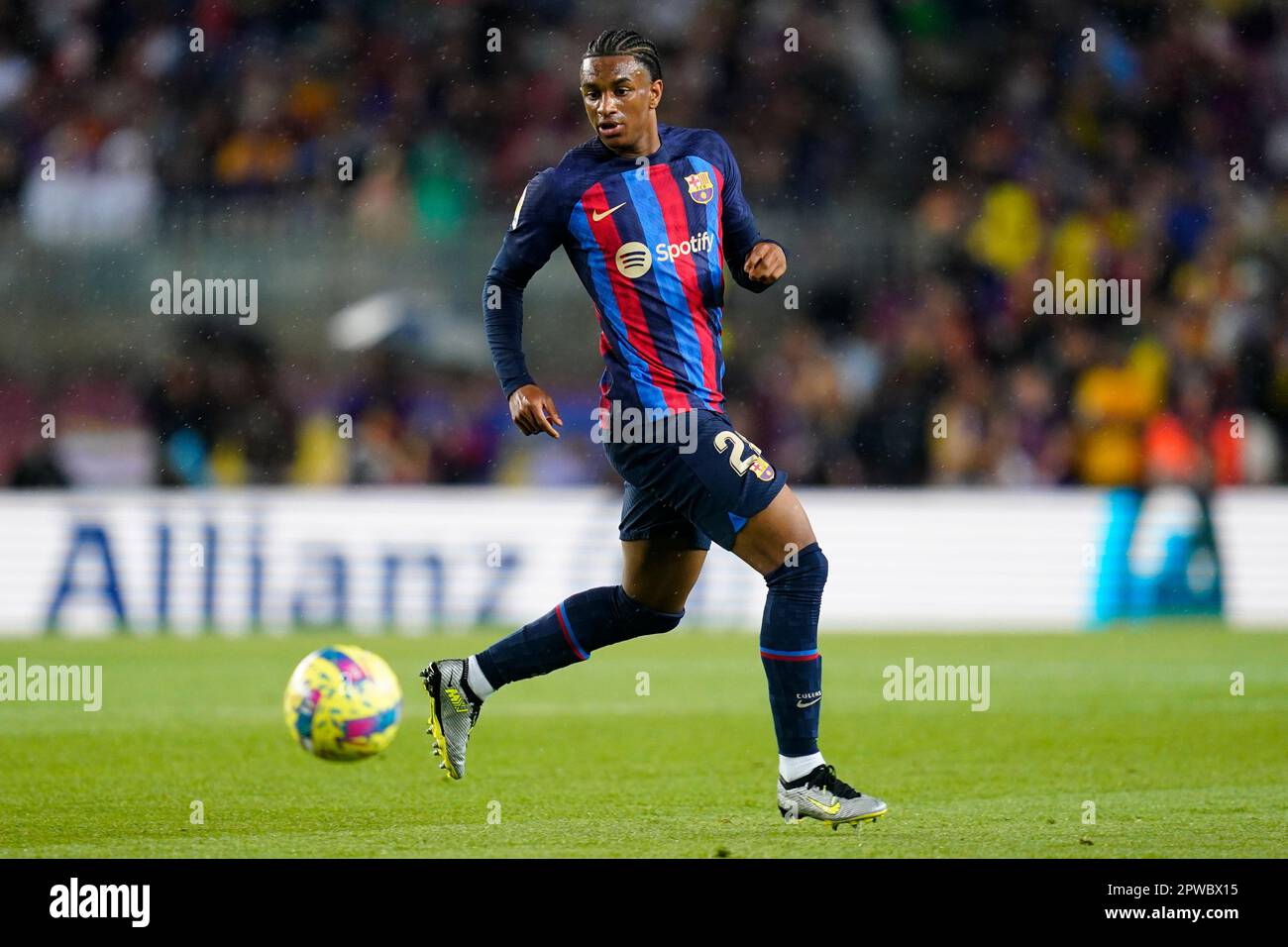 Alejandro Balde of FC Barcelona during the La Liga match between FC ...